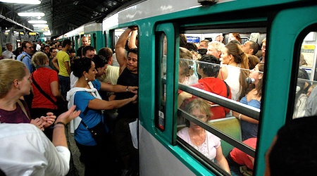 Paris: 10 Tips for Riding the Metro Like a Local | EuroCheapo